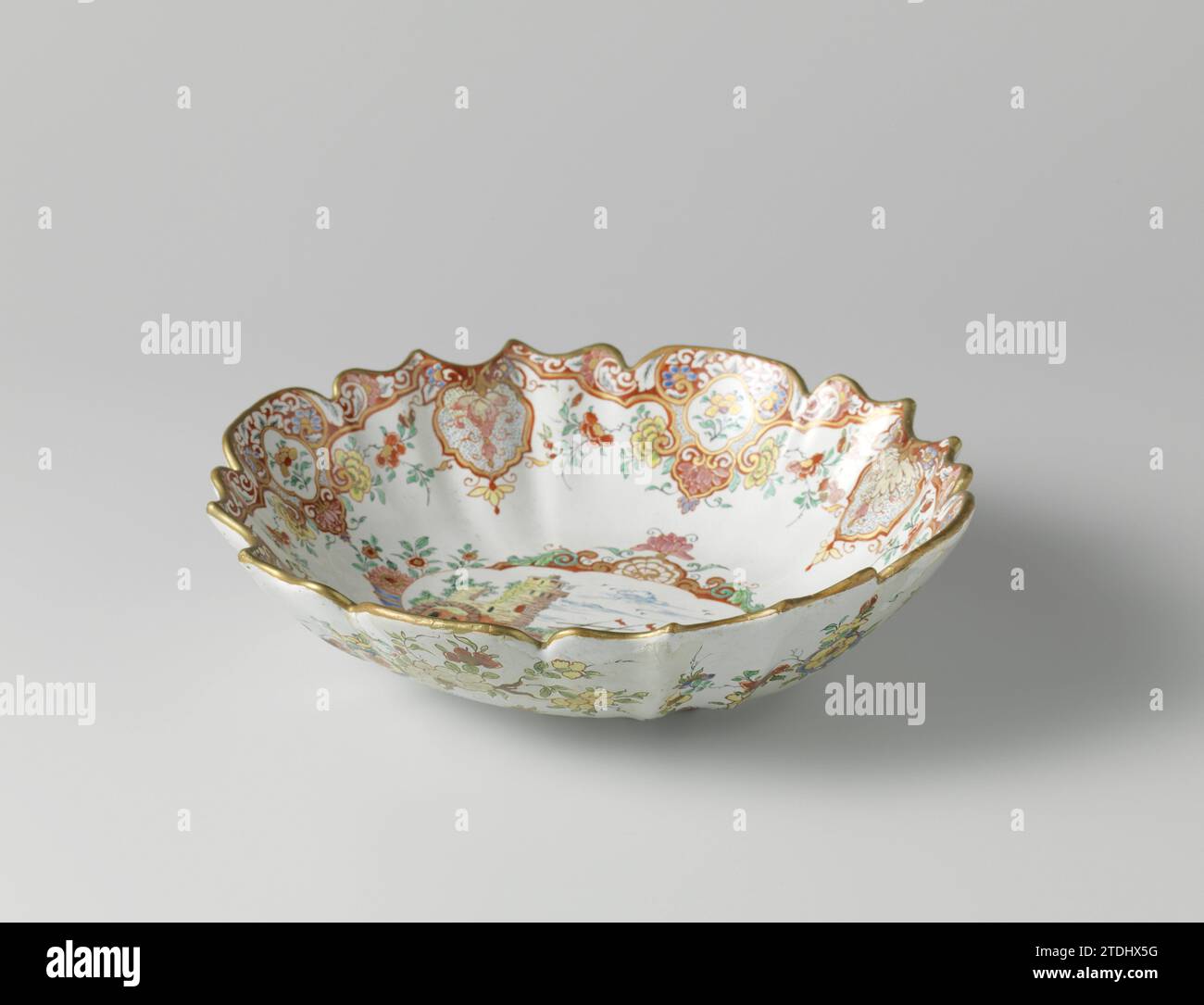 Scale of multi -colored Faïence, Anonymous, c. 1750 - c. 1770 Scale ...