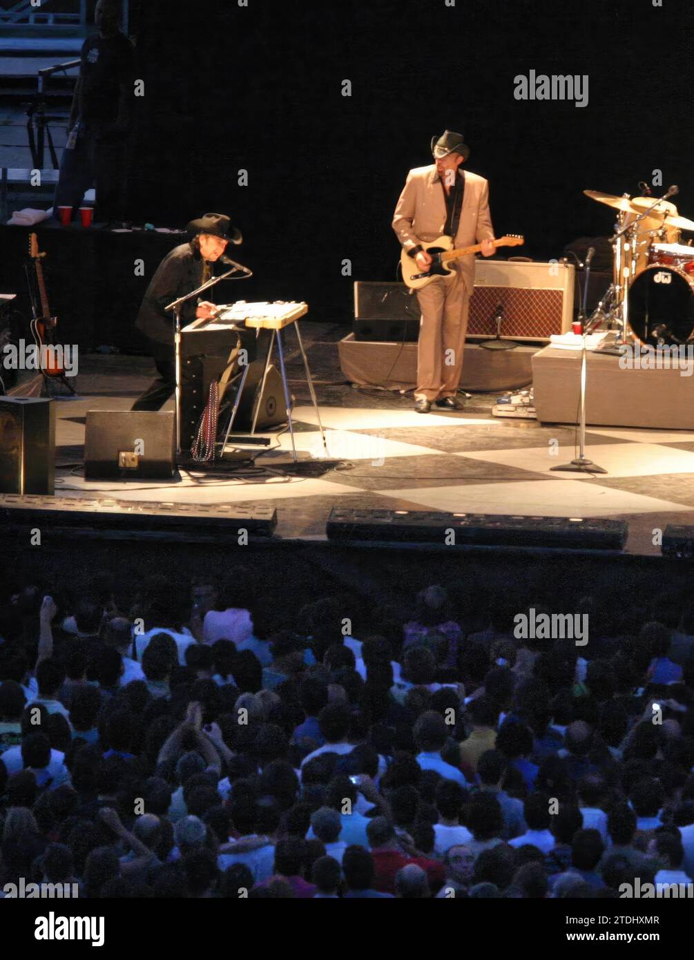 Córdoba, 7/11/2004.- Guitar Festival. In the image, performance by Bob ...