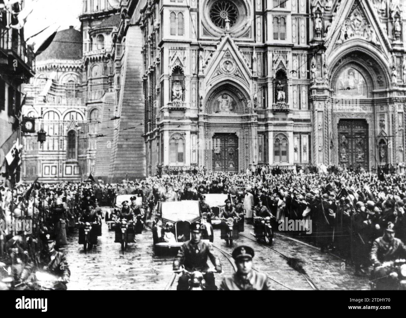 10/27/1943. The Hitler-Mussolini interview in Florence. The Duce and ...