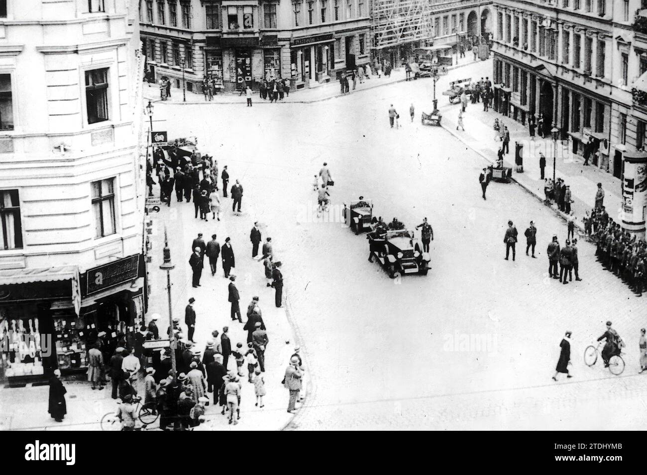 06/30/1934. The police during the arrest of the main leaders involved ...