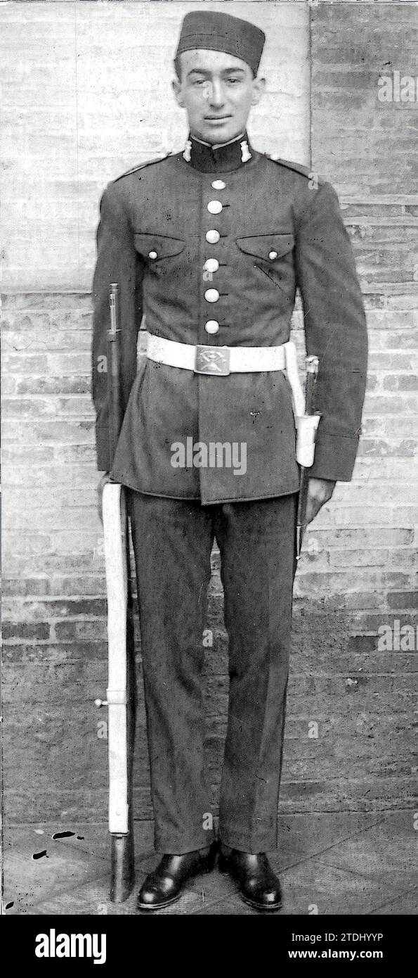 December 1916. The bullfighter recruits. Joselito "el Gallo", with the ...