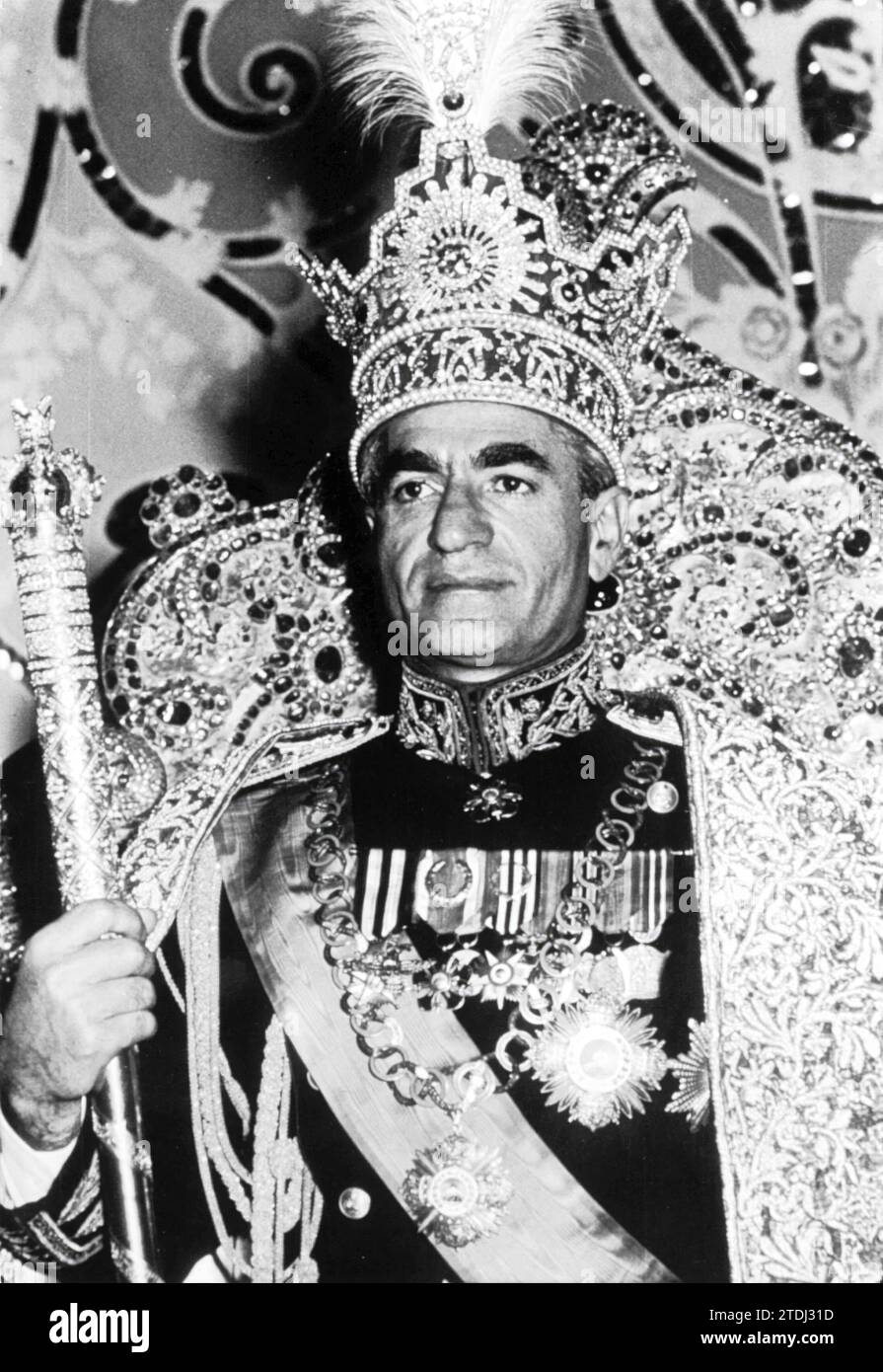 10/25/1967. Coronation of Mohamed Reza Pahlavi. Credit: Album / Archivo ...