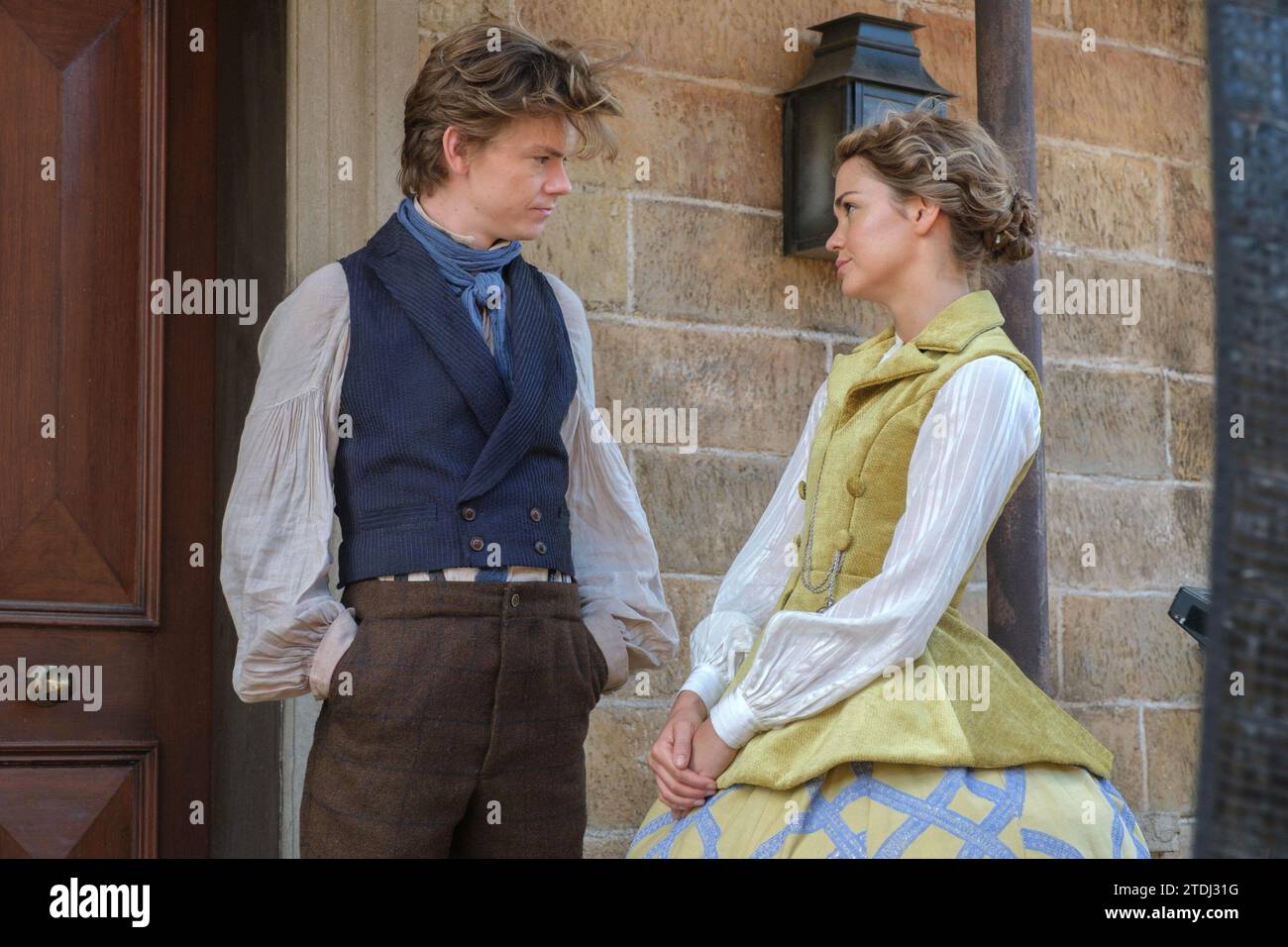 THE ARTFUL DODGER, from left: Thomas Brodie-Sangster, Maia Mitchell ...