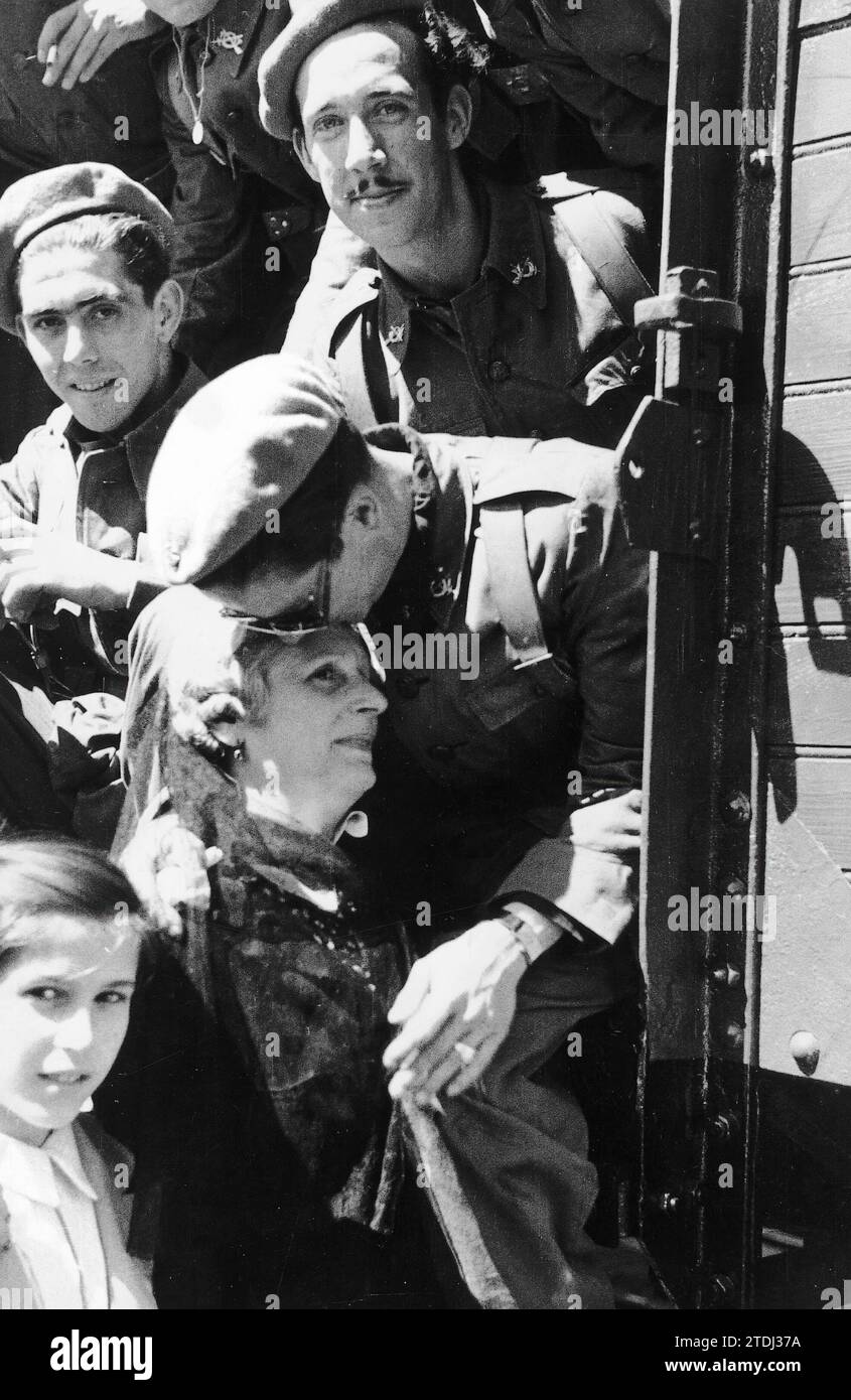 Farewell in Madrid To the blue division July 13, 1941. Credit: Album ...