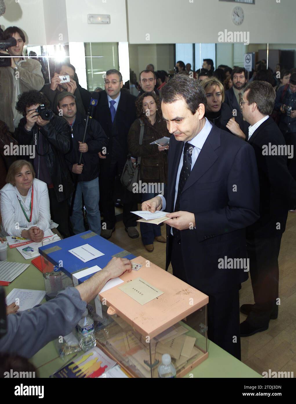 Madrid, 03-13-2004 election day the Psoe candidate Rodríguez Zapatero ...