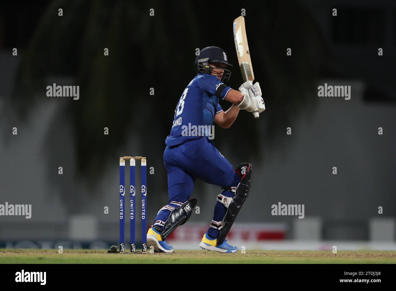 Sam curran hi-res stock photography and images - Alamy