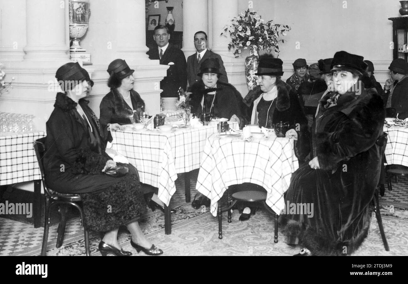 Madrid. May 1926. The Duchess of Parcent, Dukes of Infantado ...