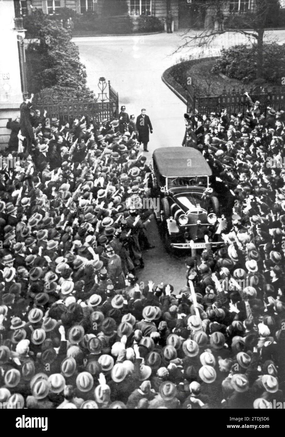 Reich chancellery hi-res stock photography and images - Alamy