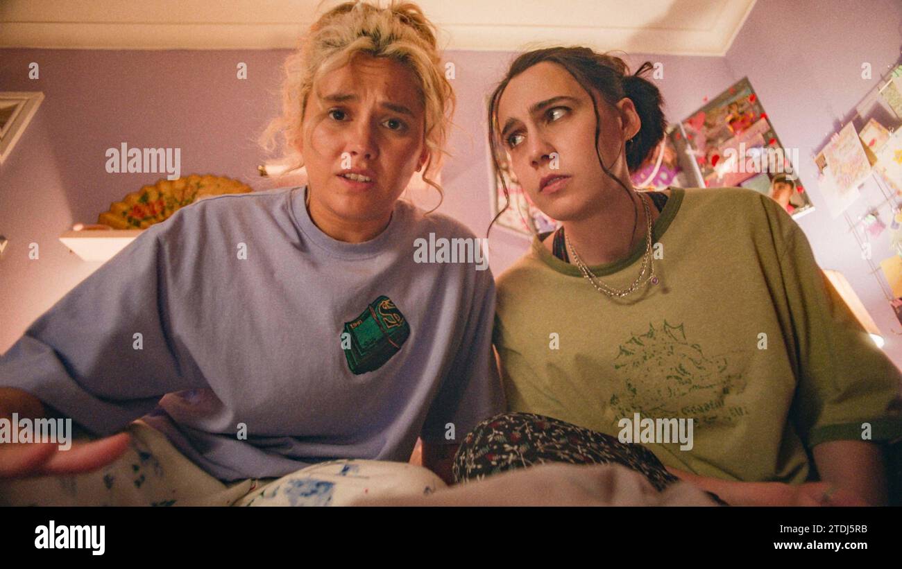 SUCH BRAVE GIRLS, from left: Lizzie Davidson, Kat Sadler, 'Such ...