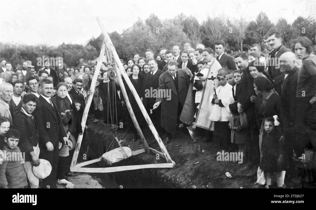 Stone blessing Black and White Stock Photos & Images - Alamy