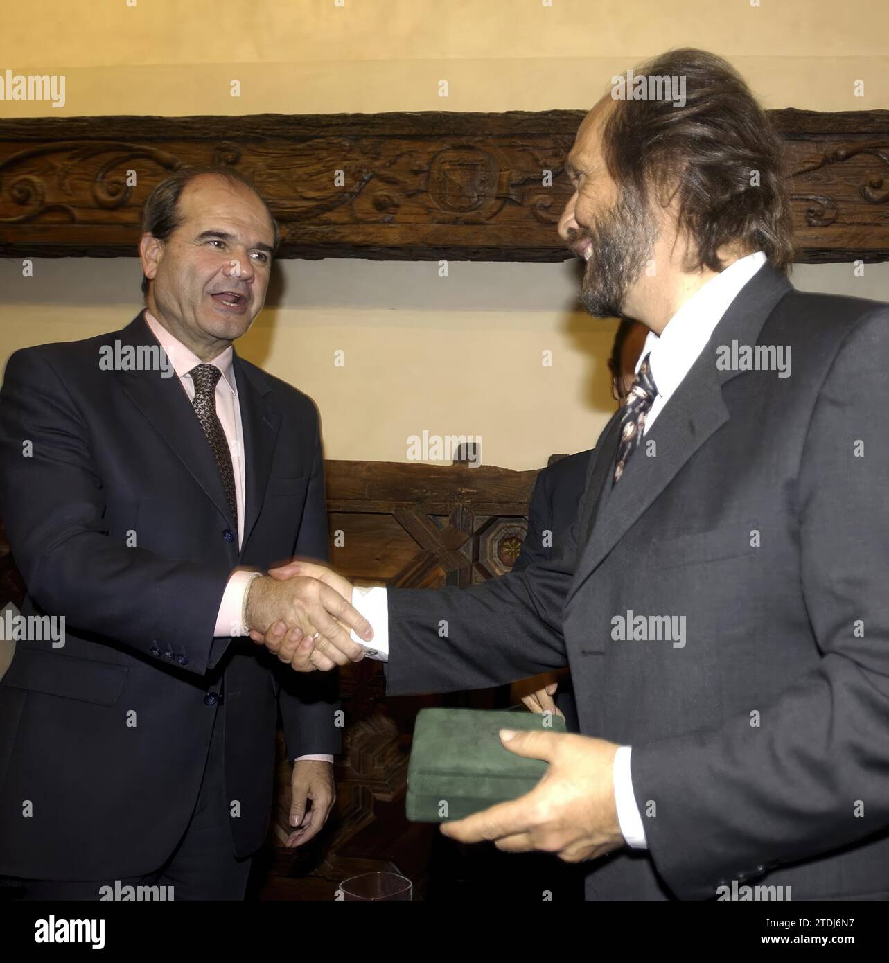 Lucia gonzalez hi-res stock photography and images - Alamy