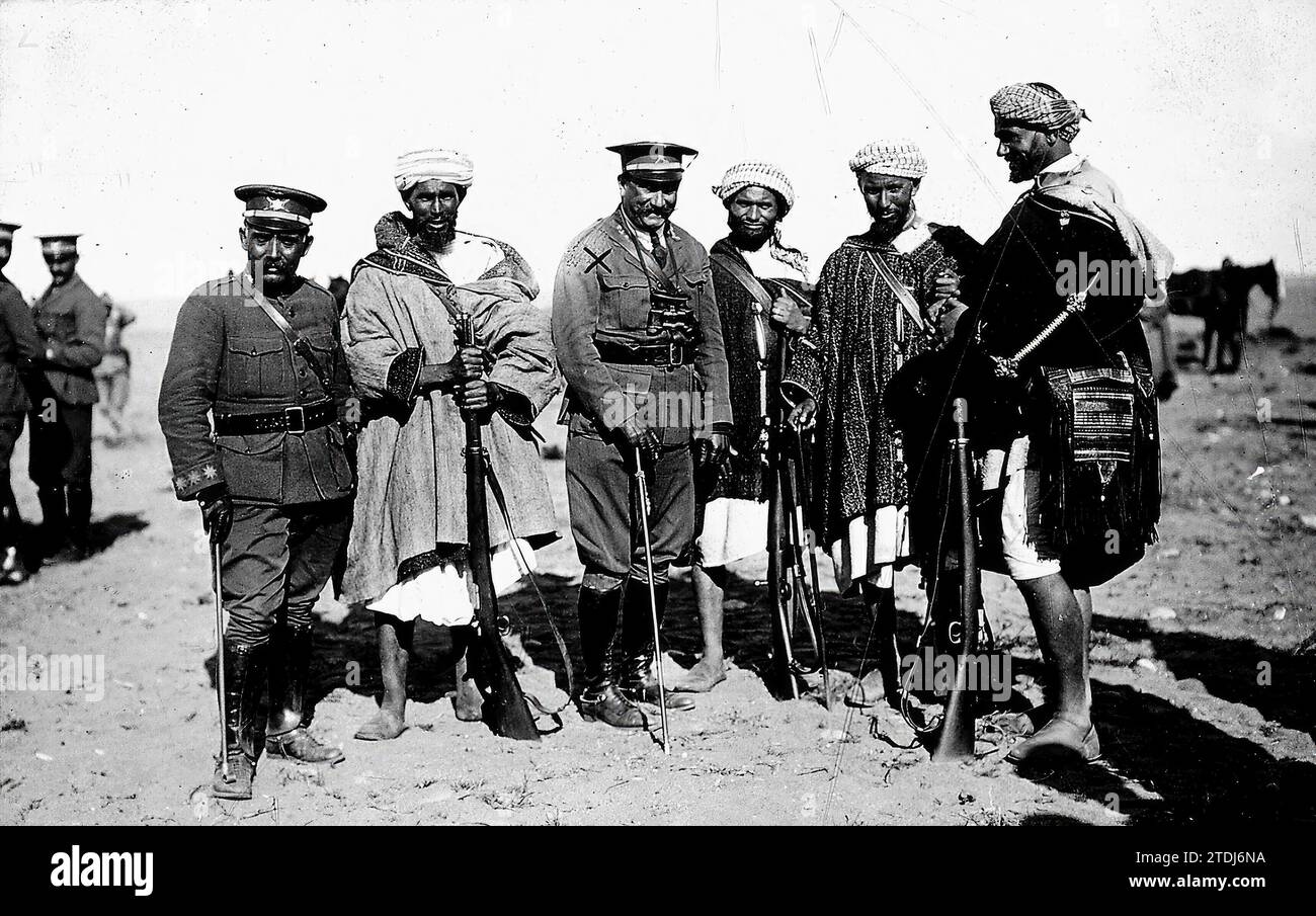 04/25/1921. Spain's action in Morocco. 2.- General Berenguer (X) with ...