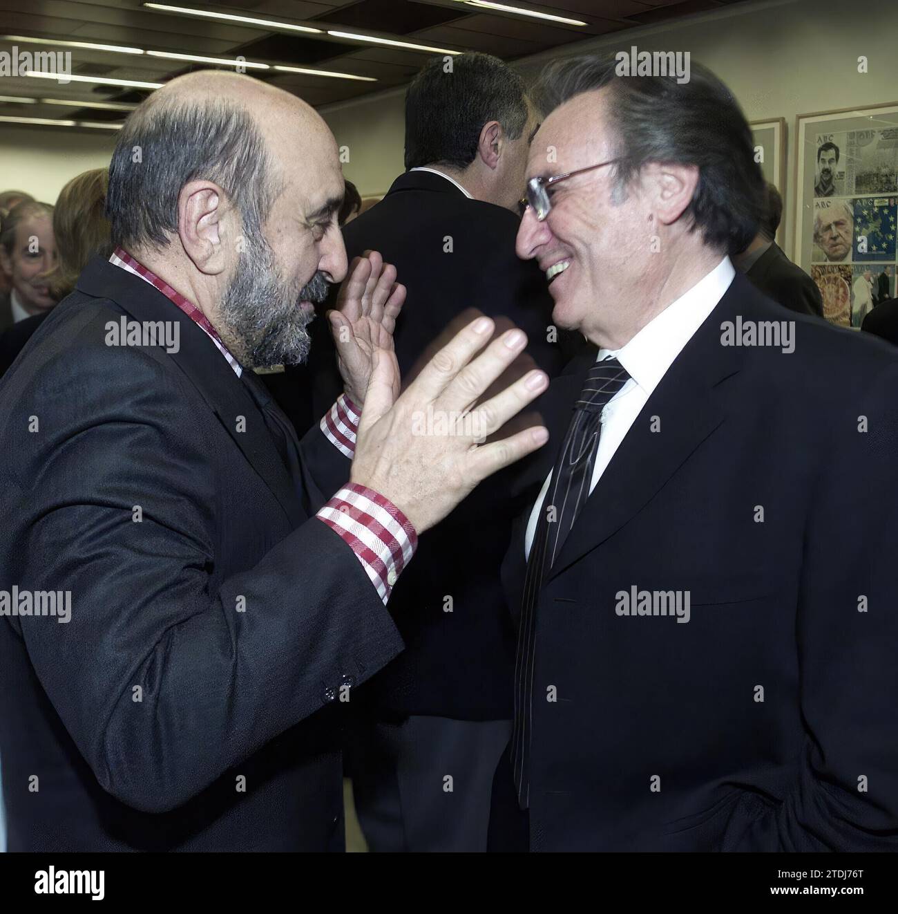 02/19/2002. Presentation of the III ABC painting and photography prize ...