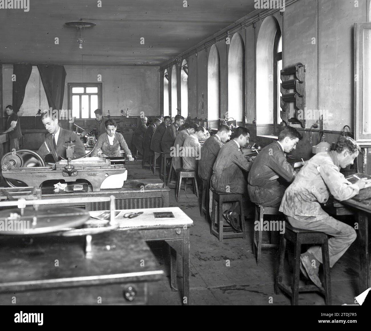 Madrid. 1910. Workers in the ABC photoengraving section performing ...