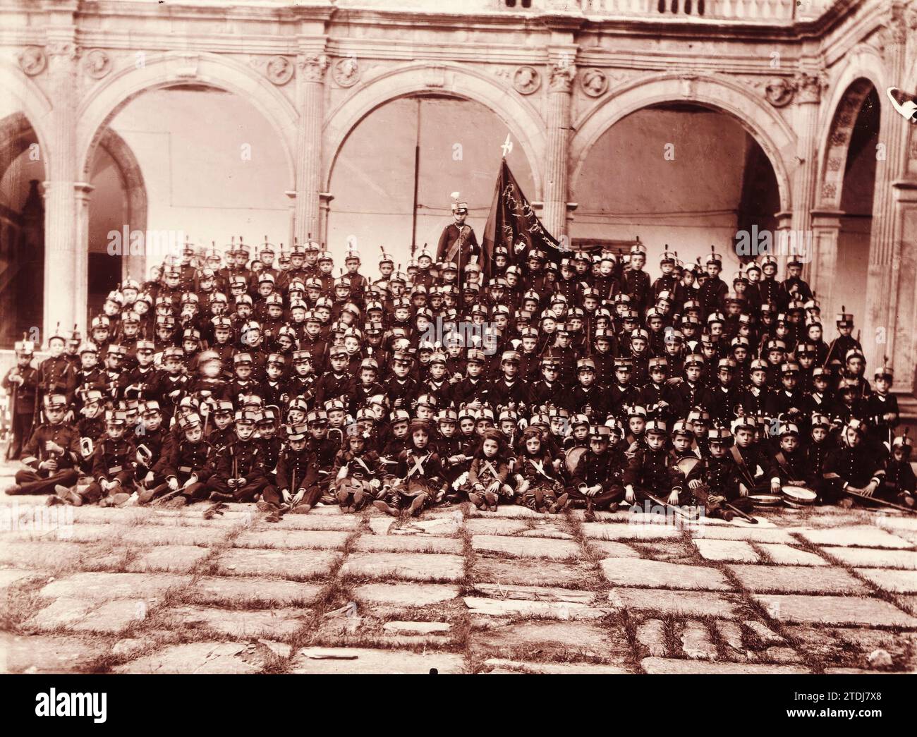 09/14/1906. Salamanca - children's battalion whose Honorary leadership ...