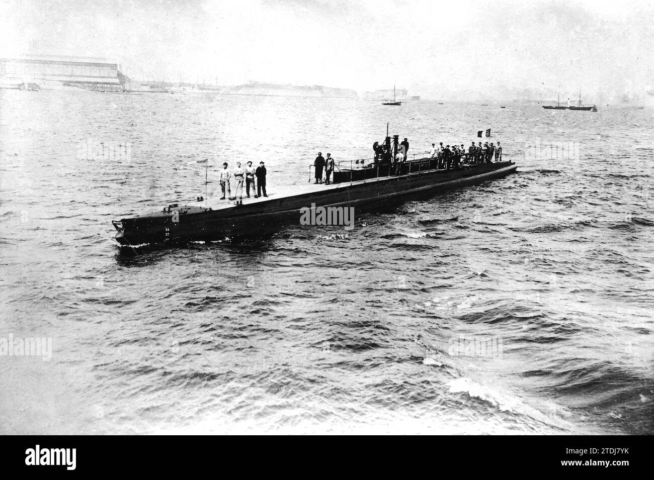 Calais (France), May 1910. Loss of a French submarine. The submarine ...