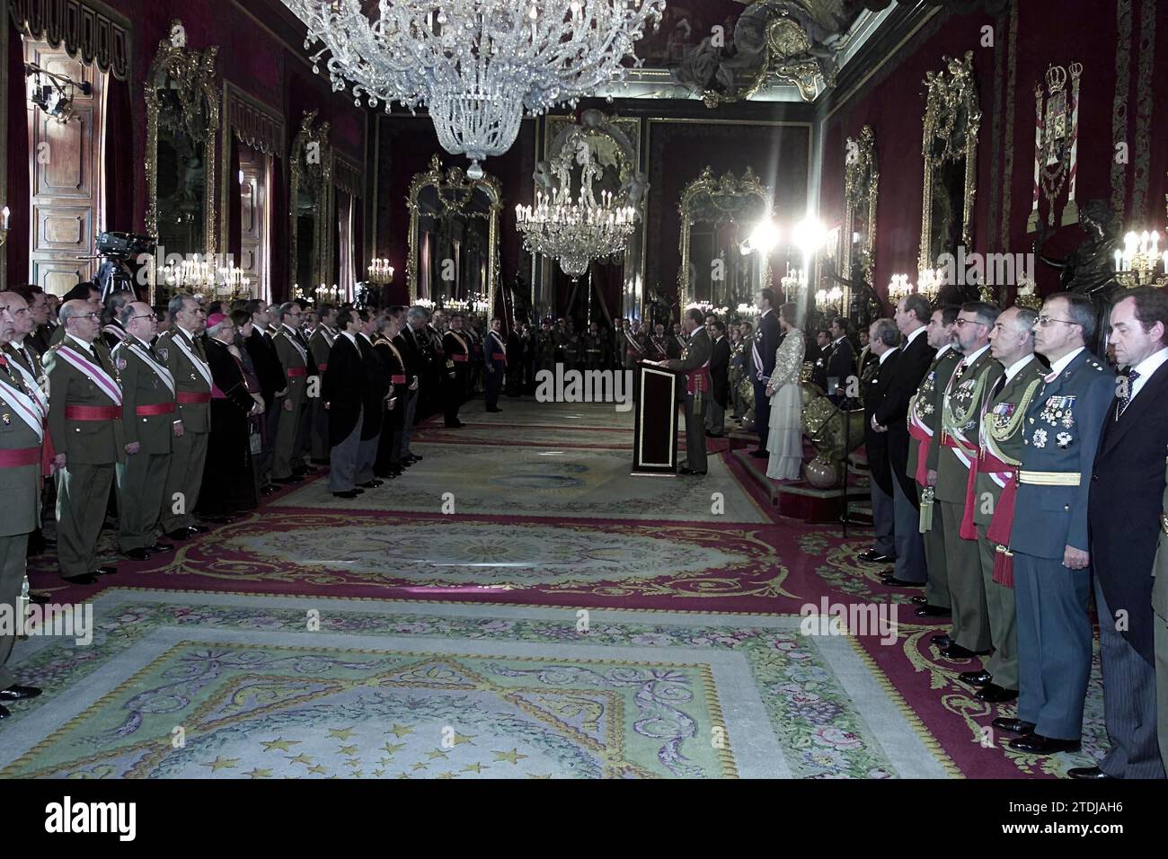 Madrid, 01/06/2002. Military Easter Festival presided over by SS.MM ...