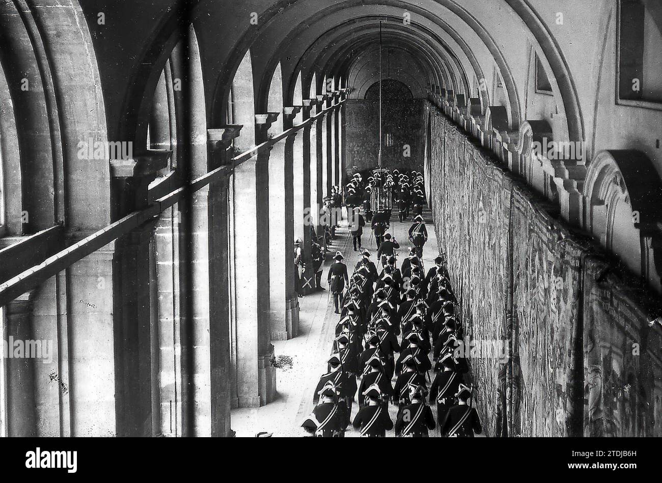 Madrid, 1/2/1921. In the galleries of the Royal Palace. Parade of the ...