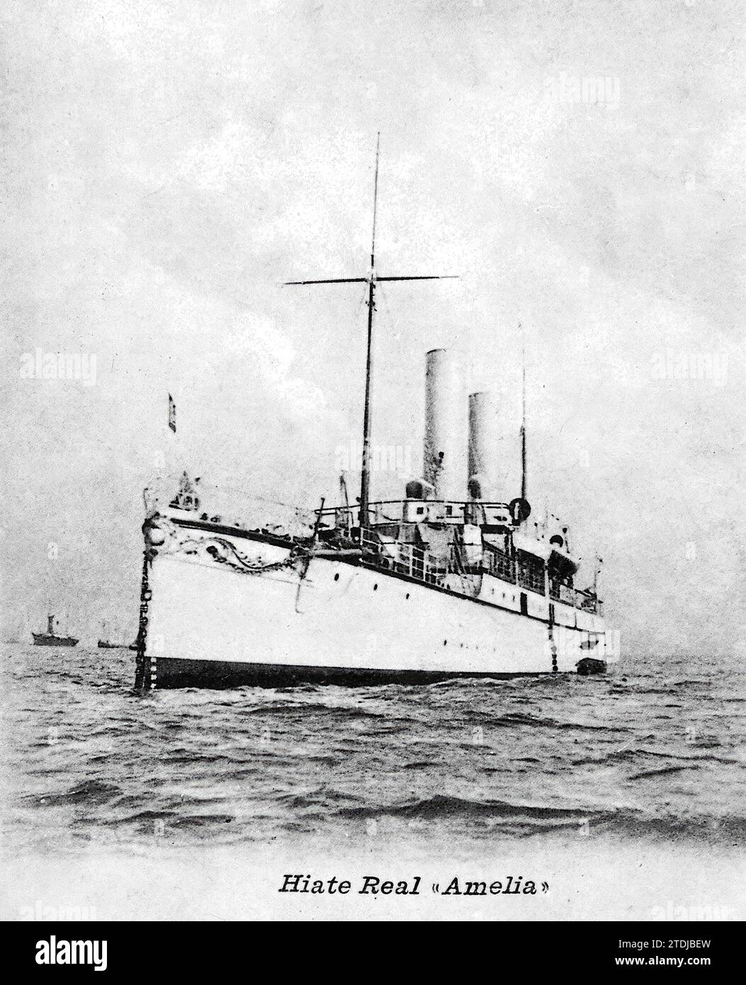 10/01/1910. The Yacht "Amelia", on which the royal family embarked to ...