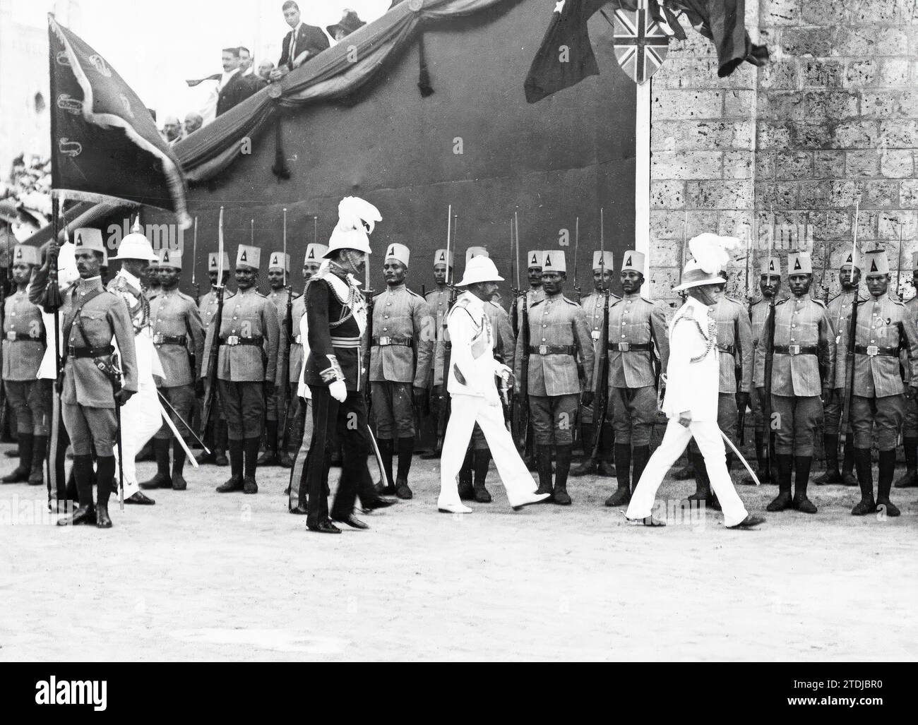 10/31/1914. The Egyptian Soldiers. King George V with War Secretary ...
