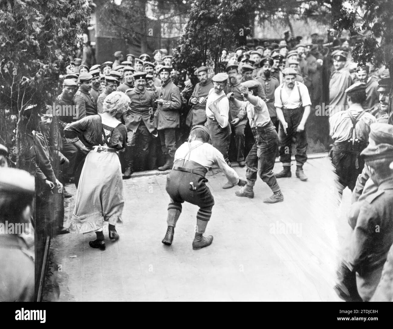 06/30/1915. A time of expansion between two Combats. German Soldiers ...