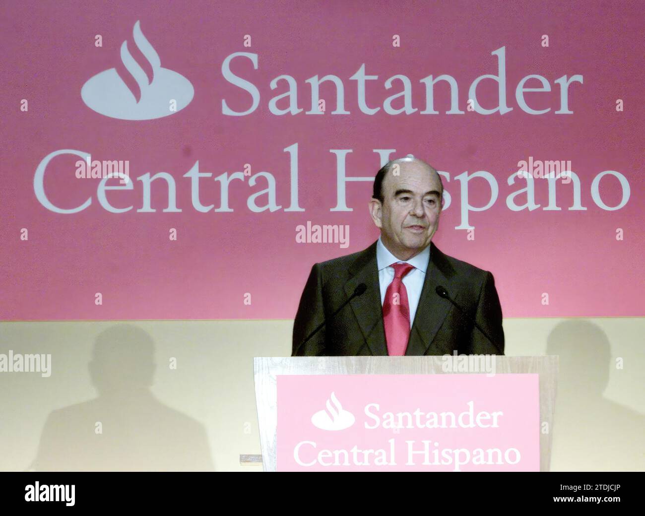 2002 santander hi-res stock photography and images - Alamy
