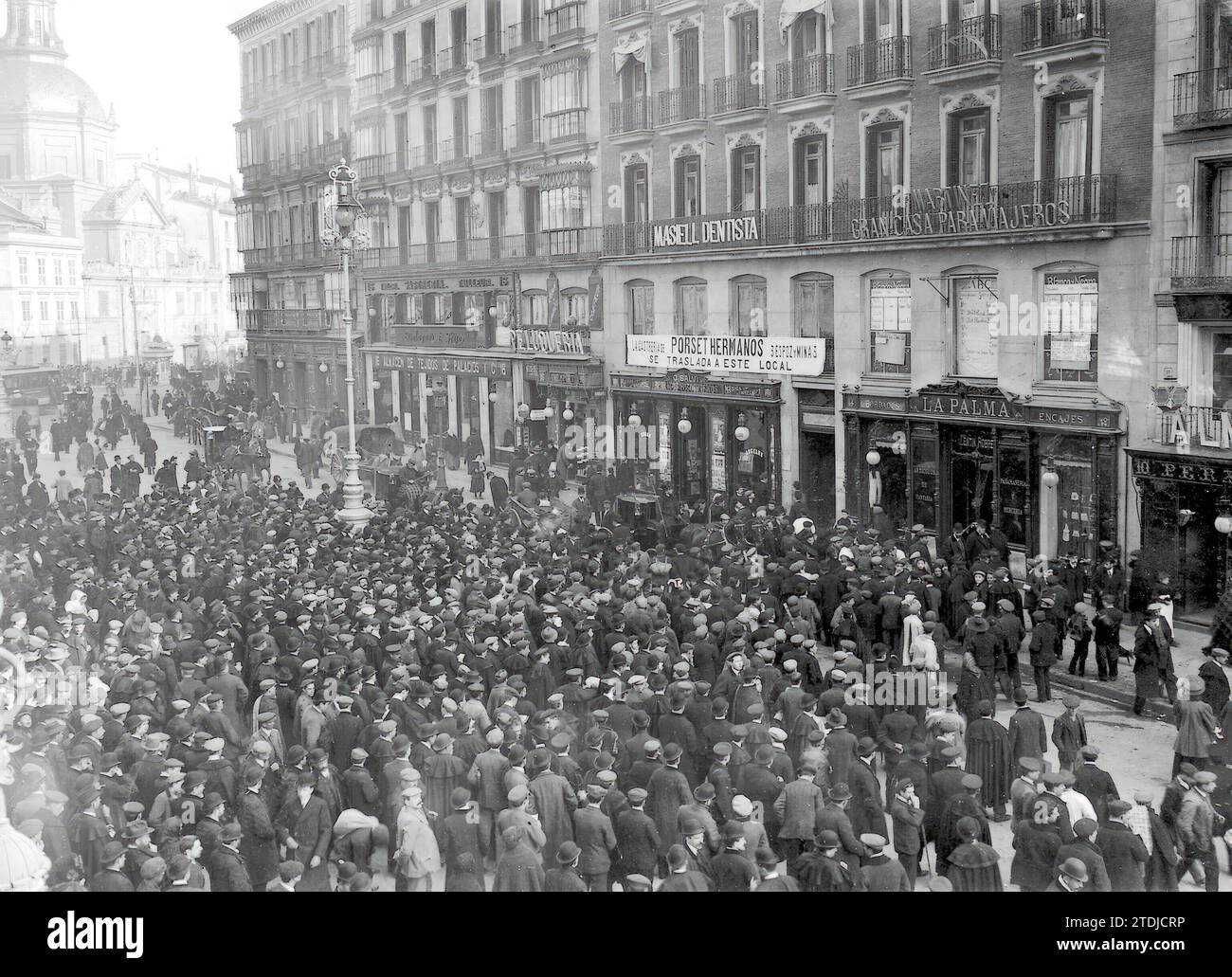Madrid, 1908. The public in front of the ABC central office on Sevilla ...