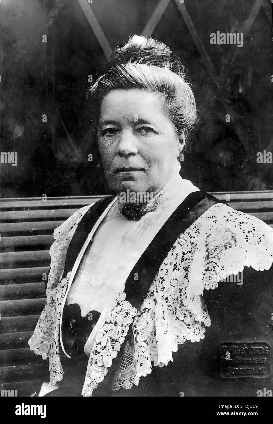 Swedish writer hi-res stock photography and images - Alamy