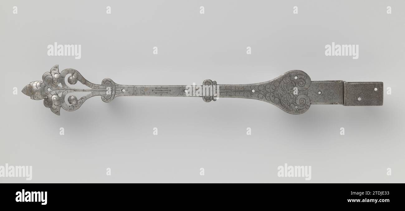 Long iron hinges hi-res stock photography and images - Alamy