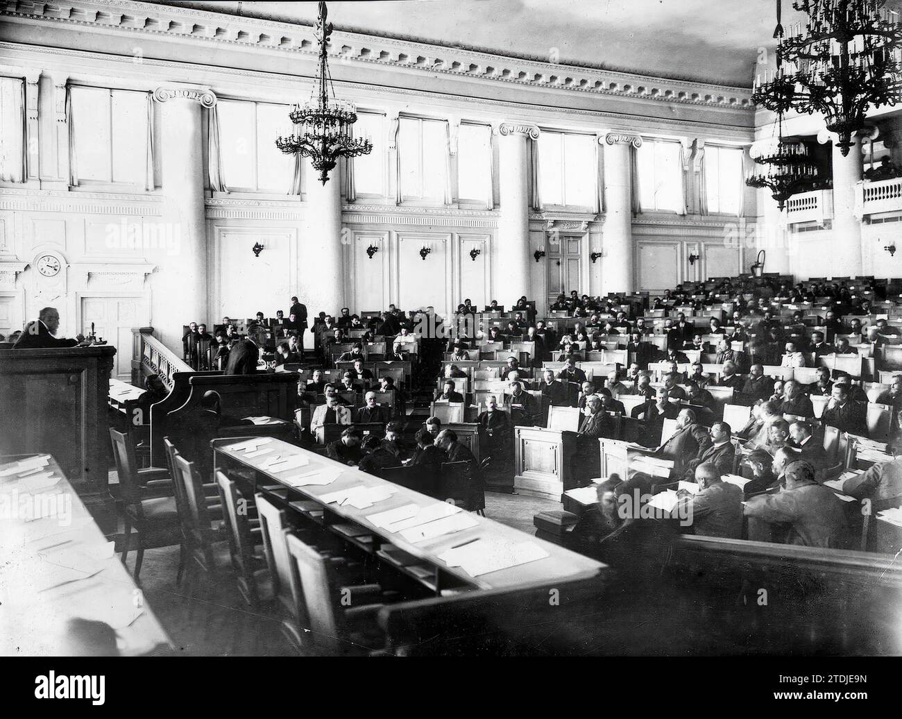 Russian duma in session hi-res stock photography and images - Alamy