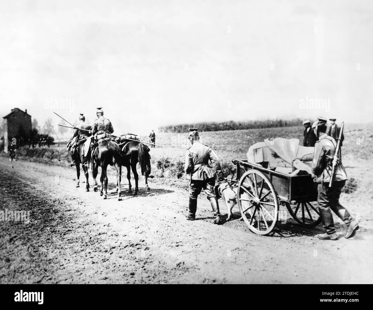 German soldiers supplies hi-res stock photography and images - Alamy