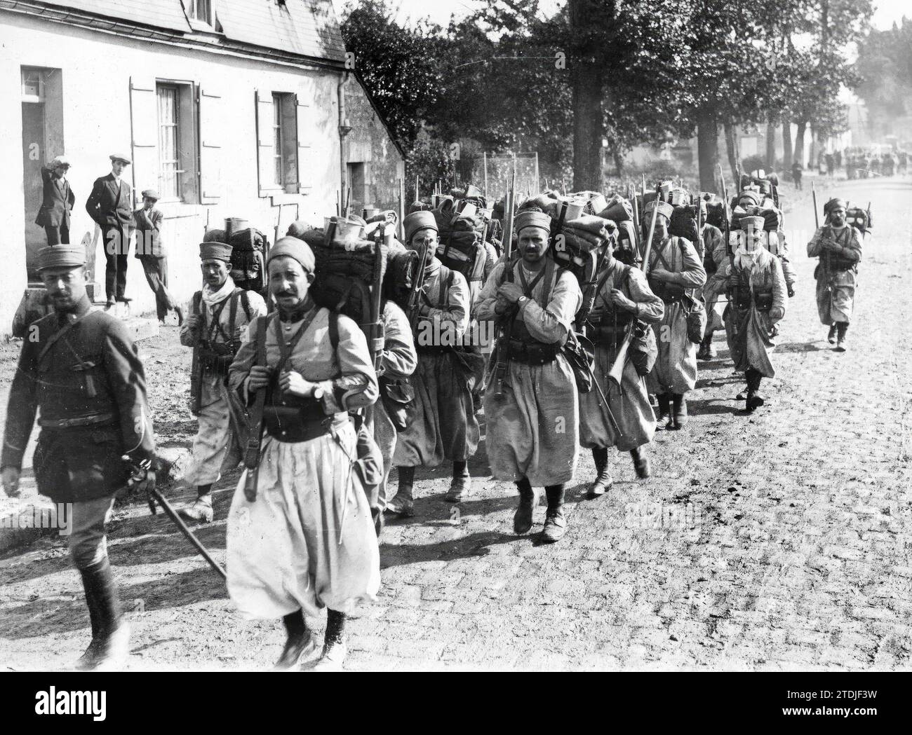 09/30/1914. French Colonial Troops. Company of a Zouave regiment ...