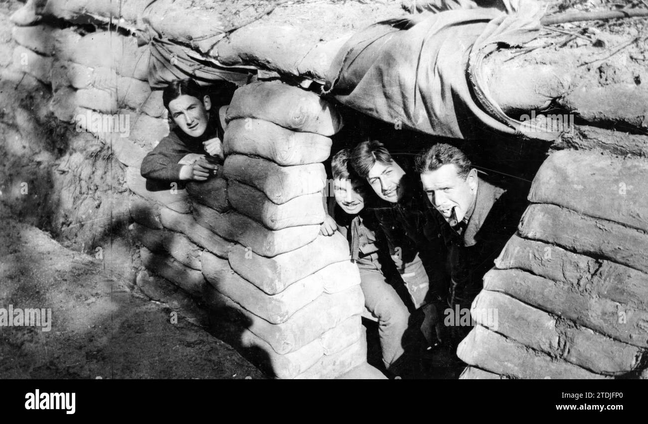 12/31/1915. The Allies in the Balkans. English Sandbag Trench on the ...