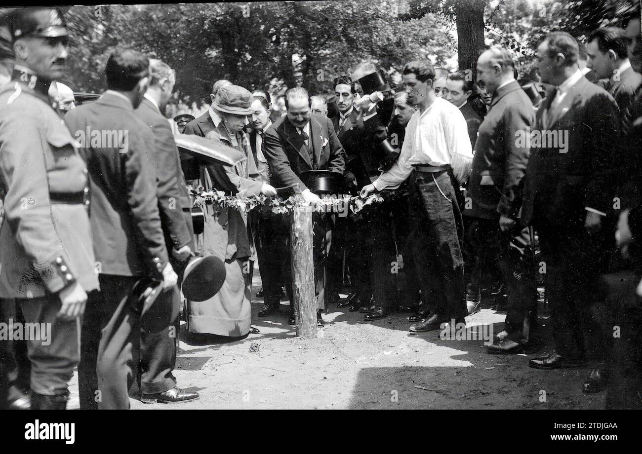 07/15/1923. Saint Sebastian. The Sample Fair. HM Queen María Cristina ...