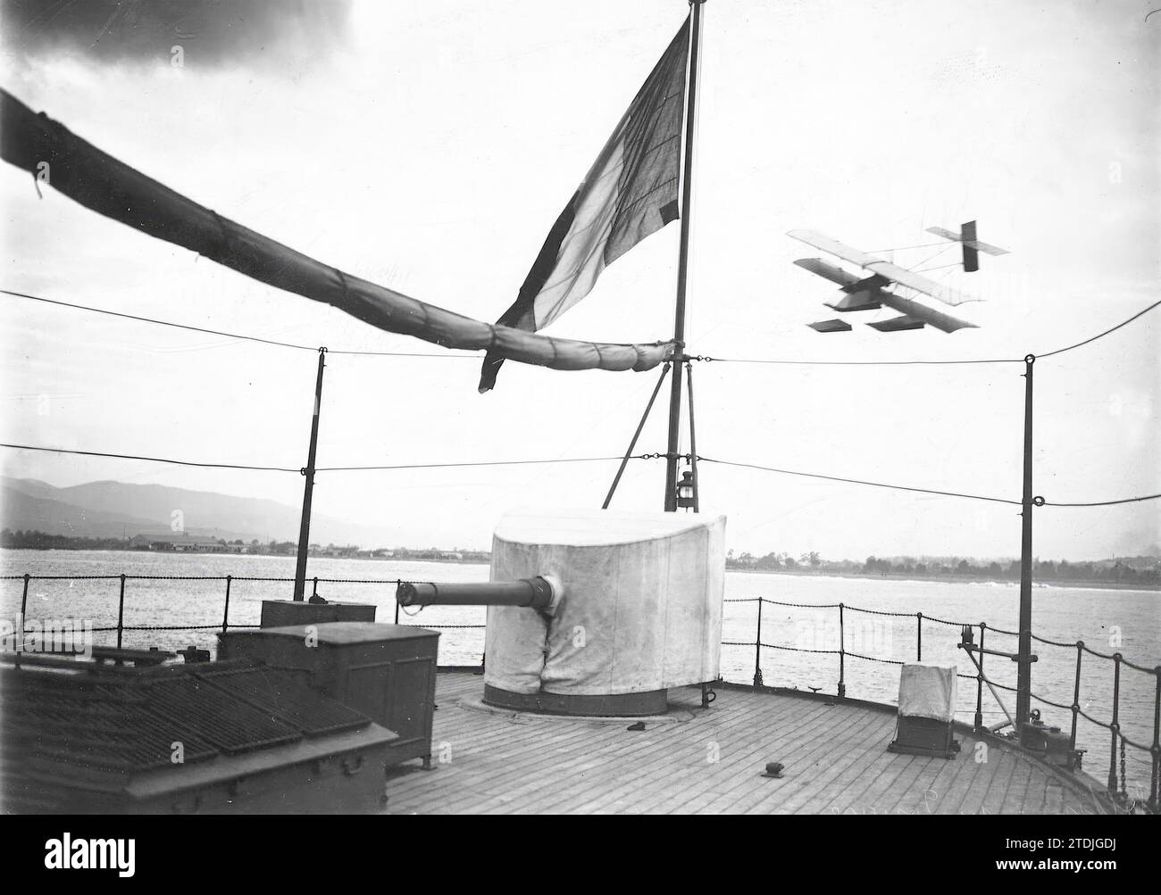 Foudre ship hi-res stock photography and images - Alamy