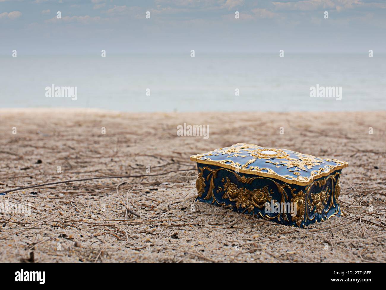 Treasure chest with sea background Stock Photo - Alamy