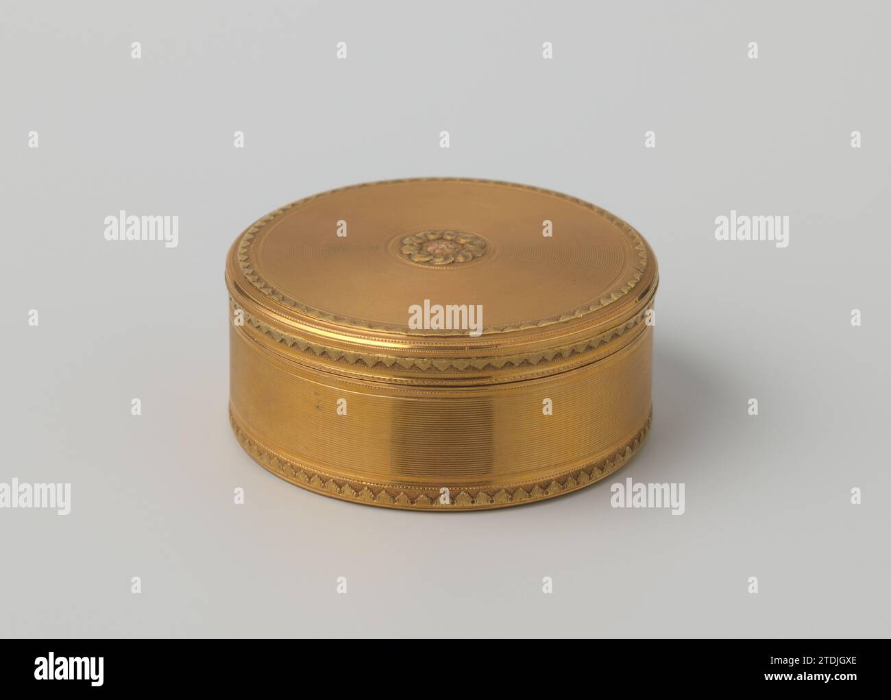 Snuff powder hi-res stock photography and images - Alamy