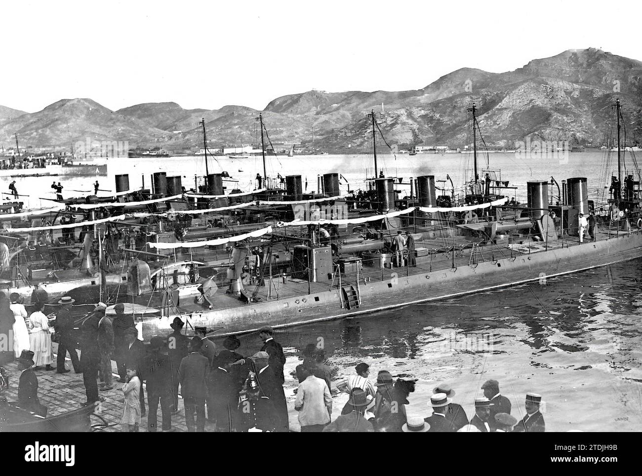 Spanish torpedo boats hi-res stock photography and images - Alamy