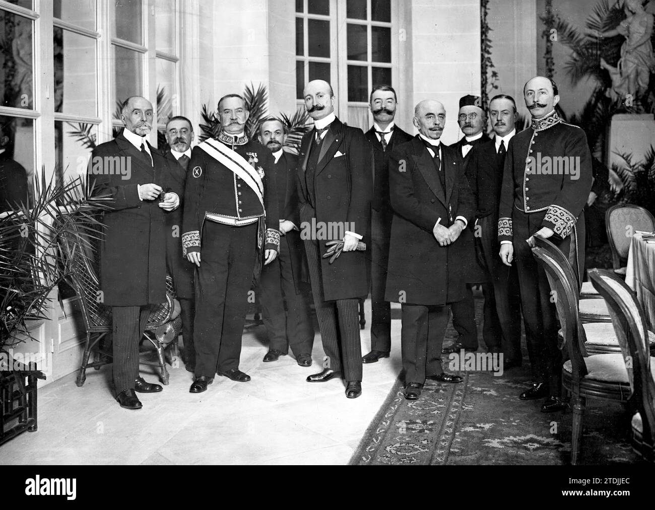 12/19/1913. Yesterday's official banquet. The Minister of Public Works ...