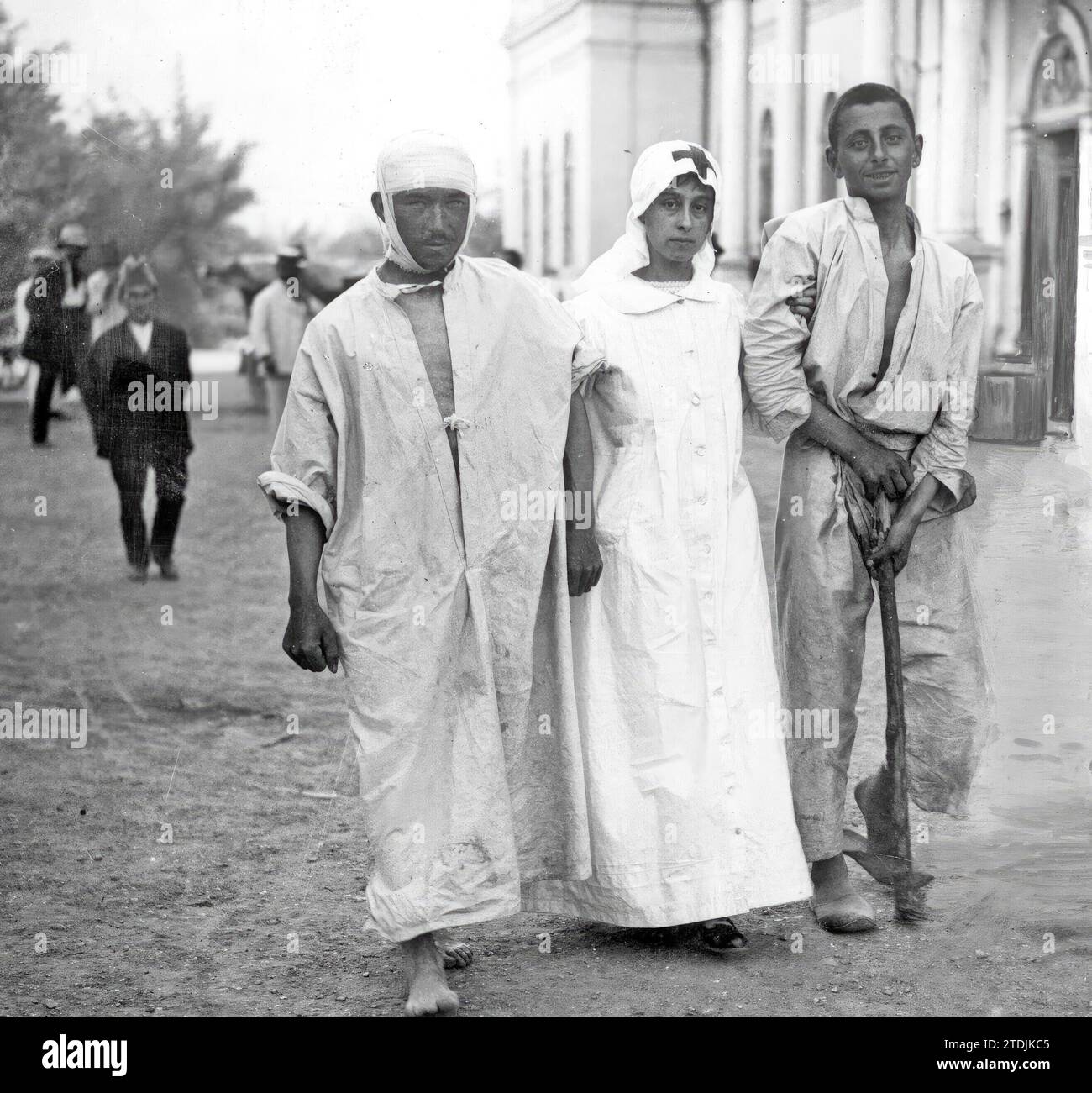 09/01/1914. Charity and War in the East. A Red Cross Lady Accompanying ...
