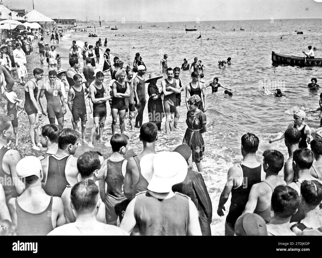 Barcelona, August 1912. Swimming competition. Appearance of the beach ...