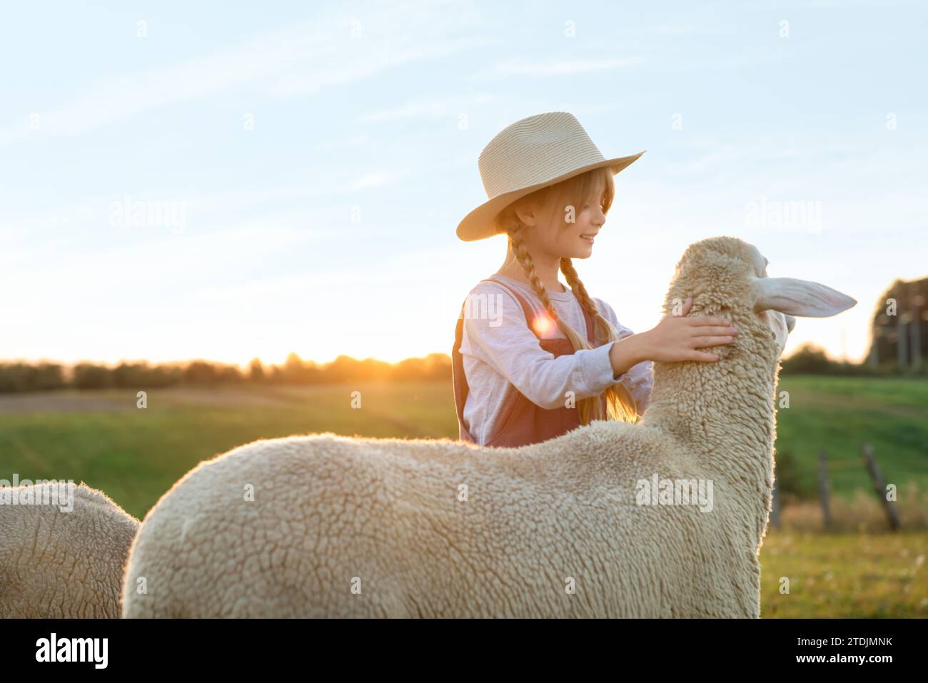 Beautiful tween girl on sunny hi-res stock photography and images - Alamy