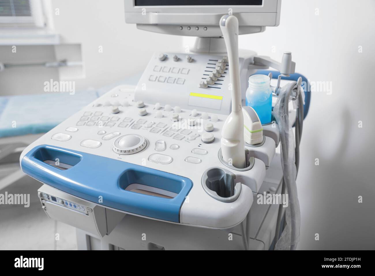 Ultrasound control panel with ultrasonic transducers and transmission ...
