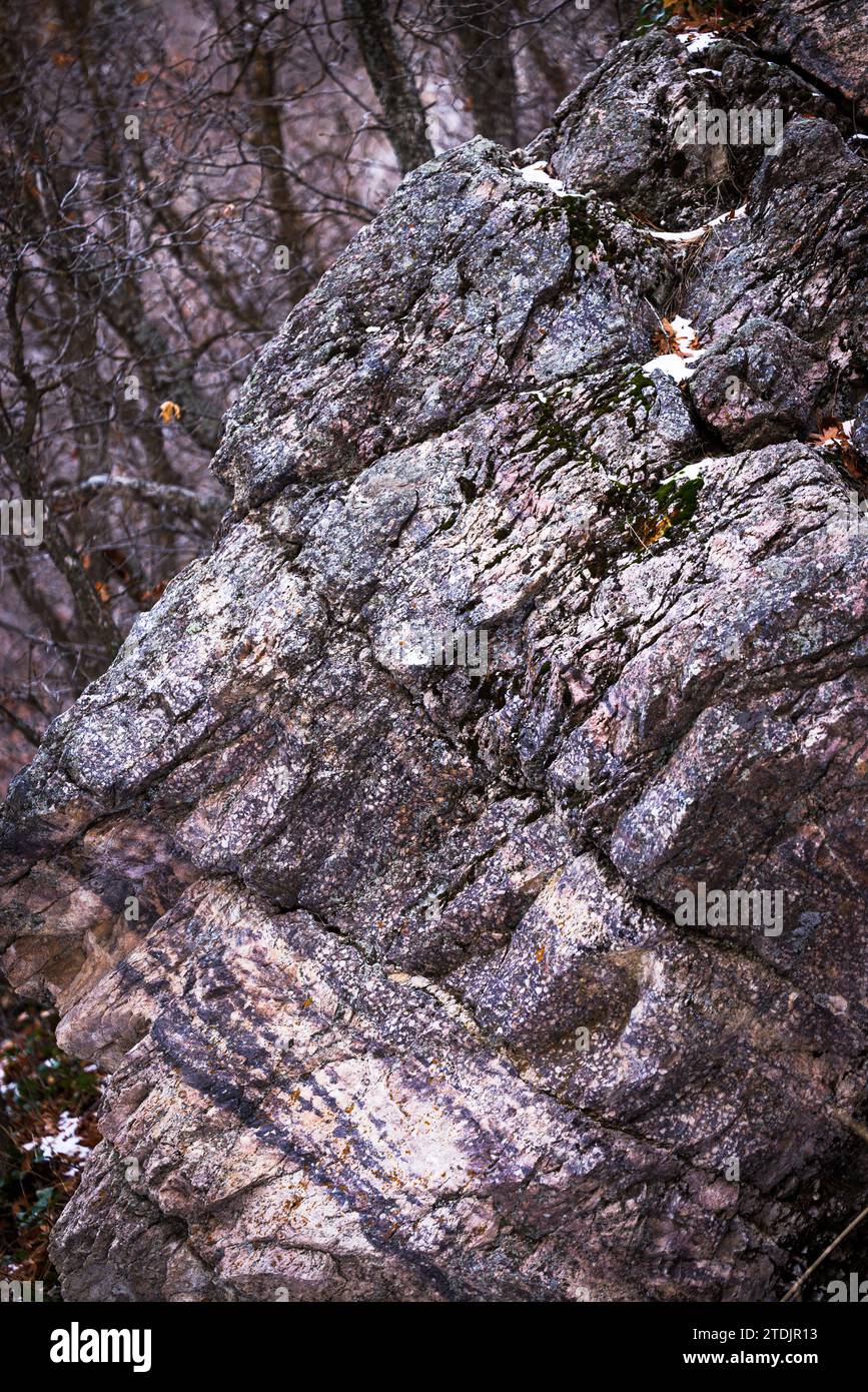 tall granite rock, slate canyon park, utah Stock Photo - Alamy