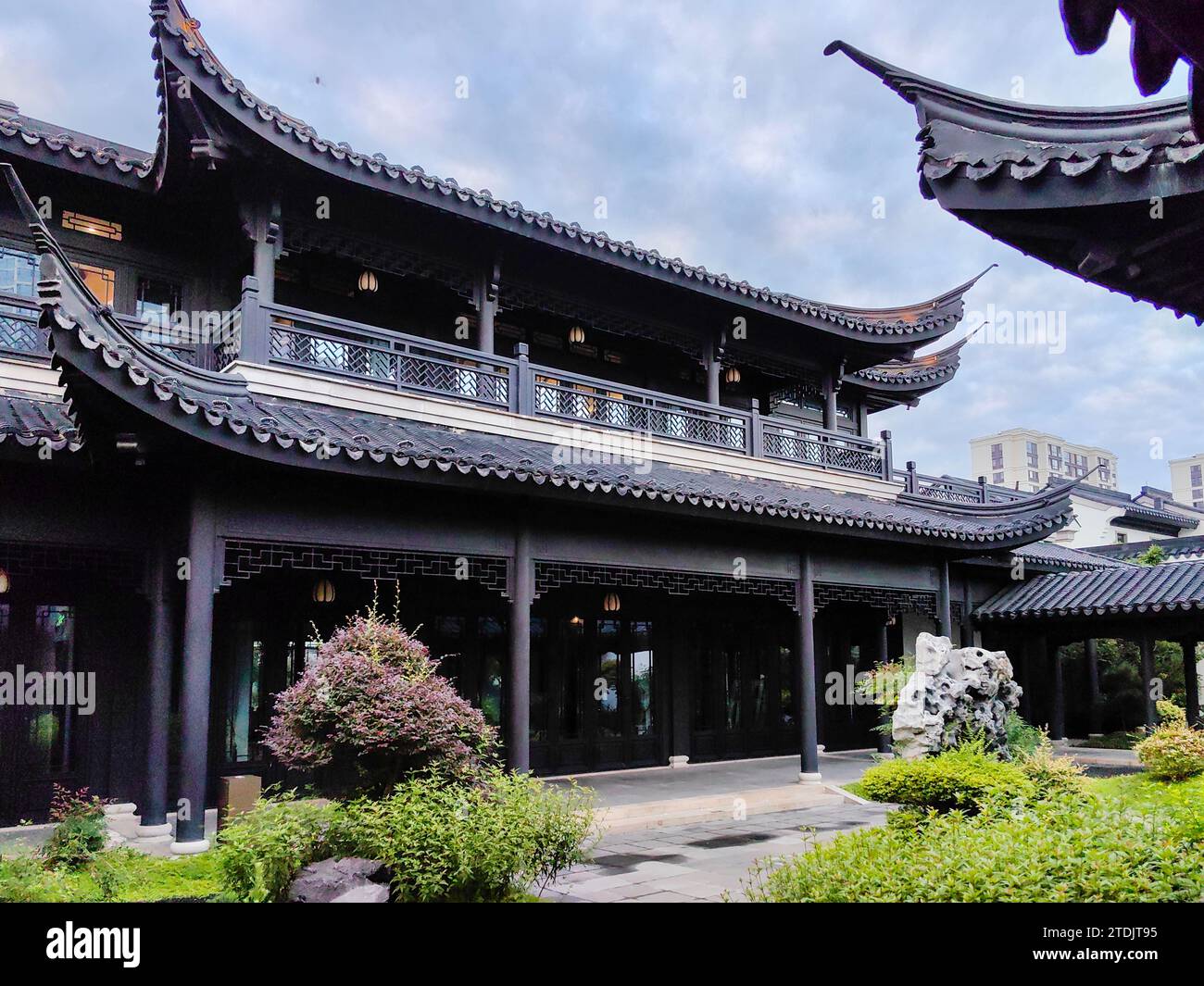 Garden style luxury villa in China, Hui style of antique architecture ...
