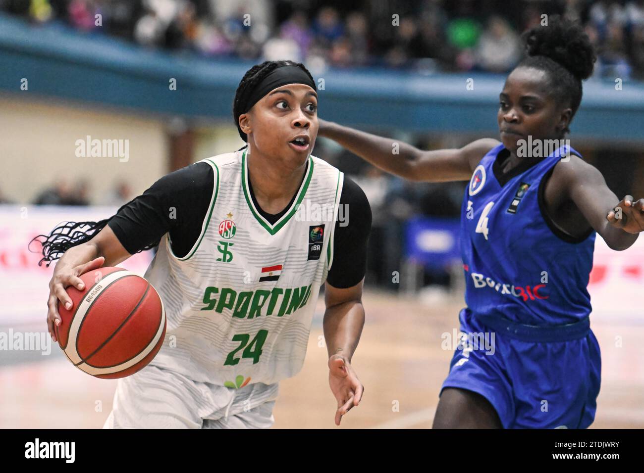 Alexandria, Egypt. 18th Dec, 2023. Cierra Janay Dillard (L) of Sporting ...