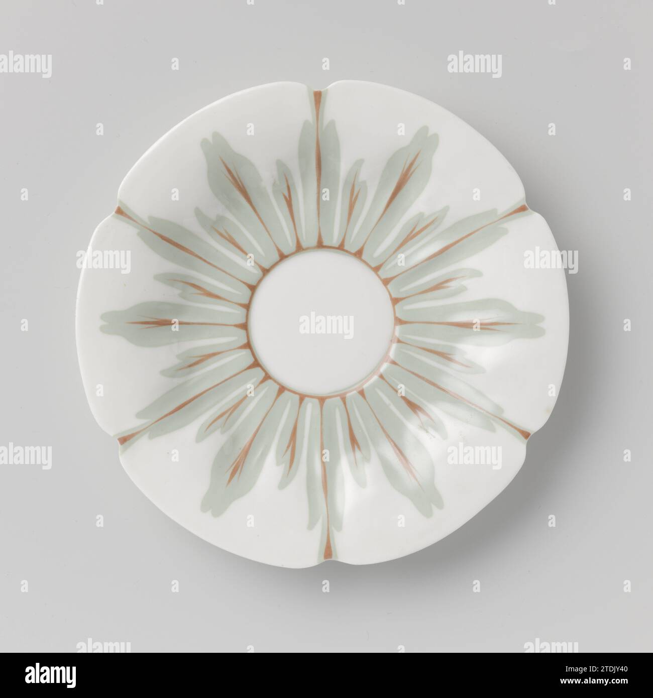 Dish, painted with the crocus decor, Meisser Porzellan Manufaktur, 1896 ...