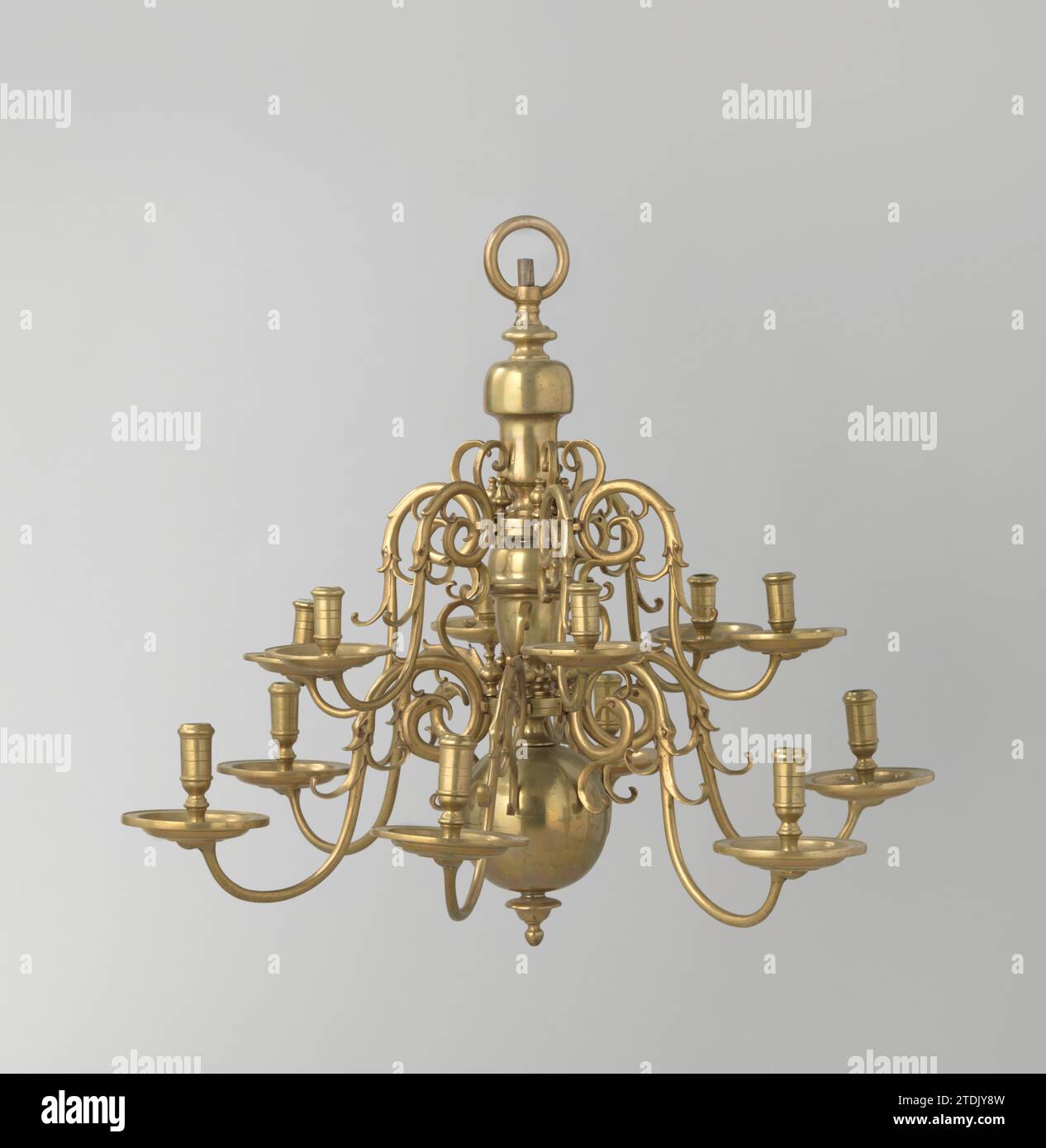 Stam of candle crown of two heights, c. 1800 - c. 1875 The object ...