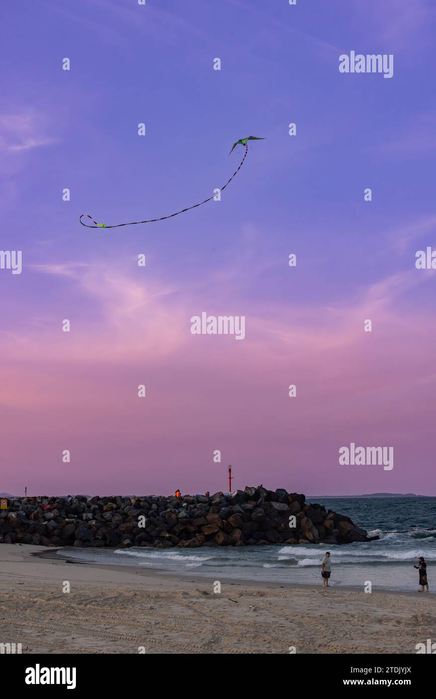 Coastal breakwall hi-res stock photography and images - Alamy