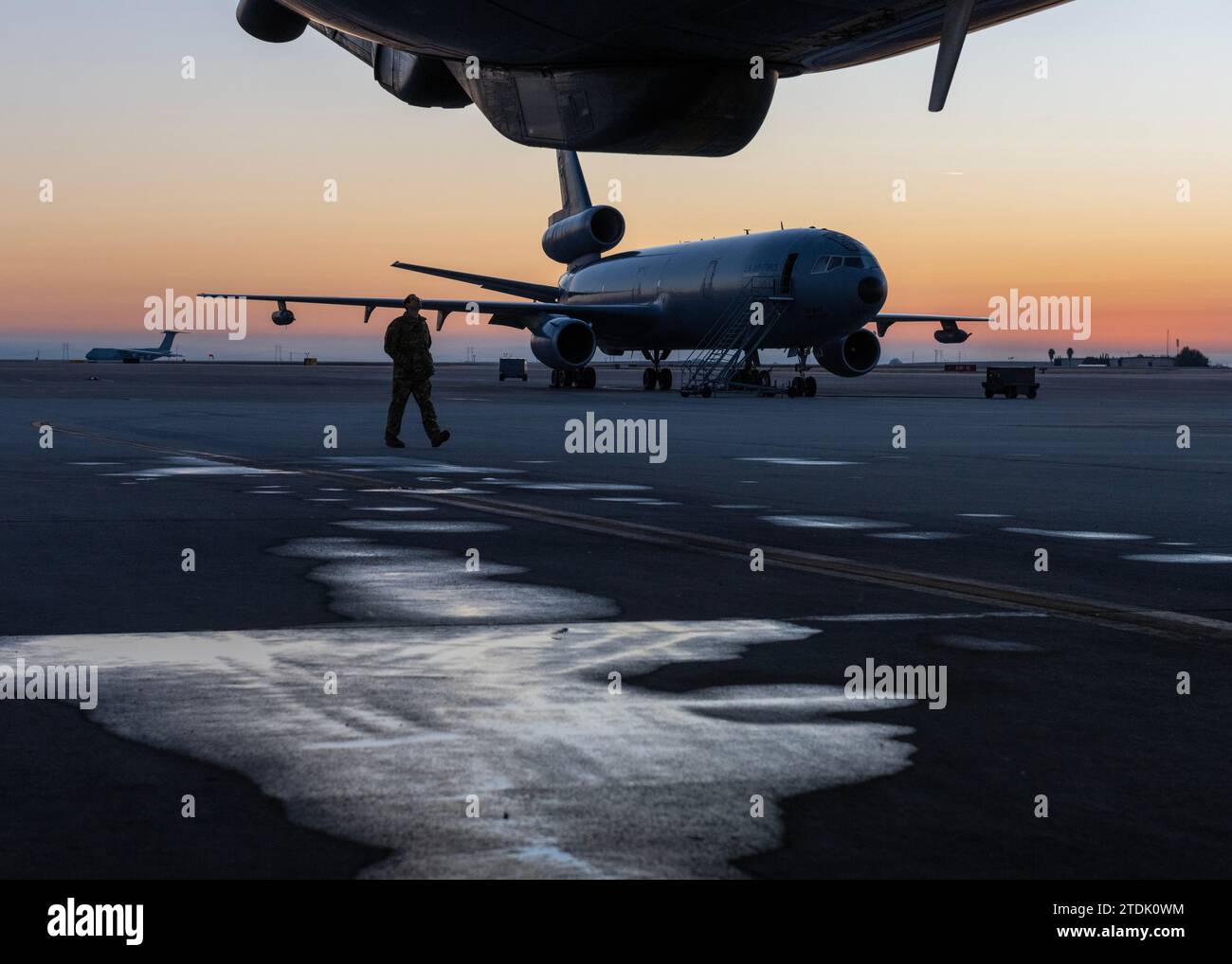 U.S. Air Force Senior Master Sgt. Bryan Hunt, Air Mobility Command KC ...